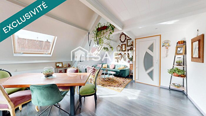 Appartement 4 pièces à Saint-Omer, Centre historique, à vendre
