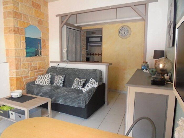 Appartement à louer - Plans, Villeneuve-Loubet - 1 pièce