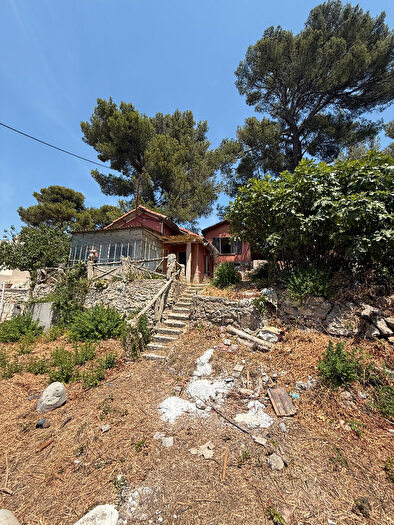 Allauch, Fontvieille, Golf, Route d'Enco de Botte : Maison 6 pièces à vendre