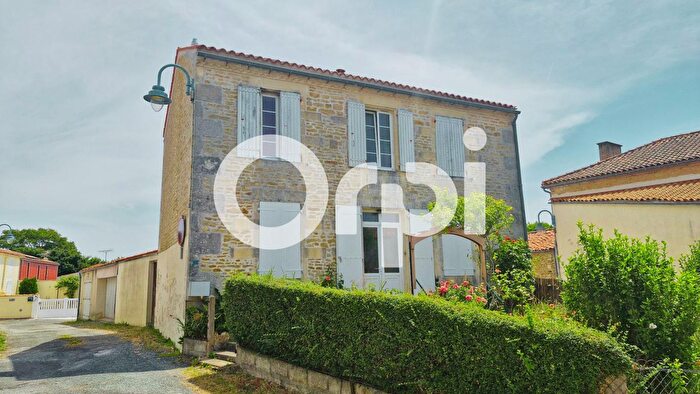Maison 5 pièces à louer à Muron