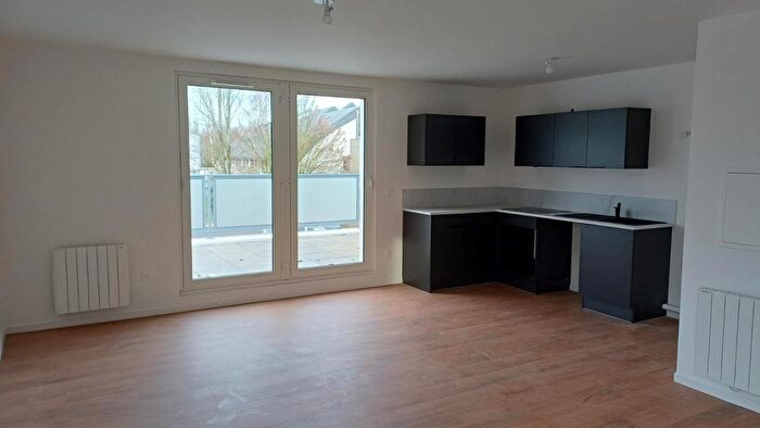 Appartement à louer - Bussy-Saint-Georges, Violennes, Village - 4 pièces - 3 chambres