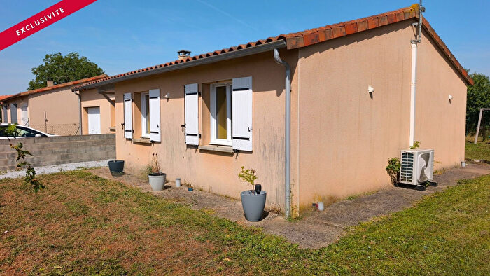 Maison 4 pièces à vendre à Château-Larcher