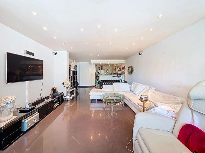 Appartement à vendre - Mandelieu-la-Napoule, Capitou - 3 pièces - 2 chambres