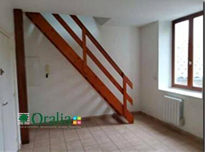 Appartement 2 pièces à Est, Saint-Cyr-au-Mont-d'Or, à louer
