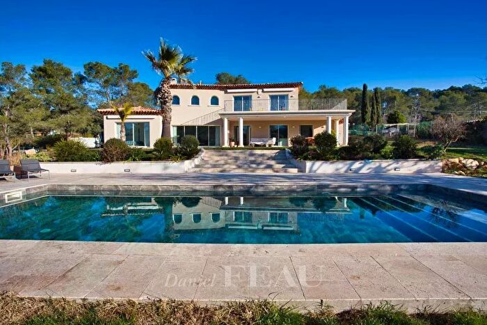 Maison à vendre - Puget-sur-Argens - 8 pièces - 4 chambres