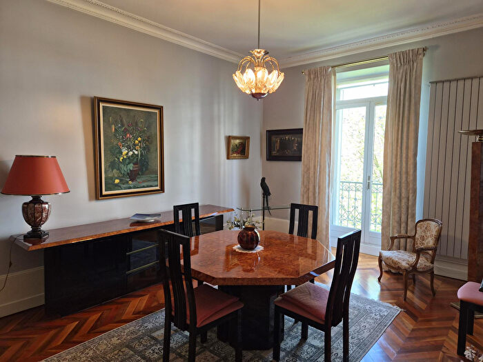 Appartement 5 pièces à Grenoble, Centre-ville, à vendre