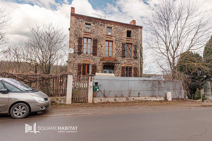 Maison à vendre - Neschers - 6 pièces - 3 chambres
