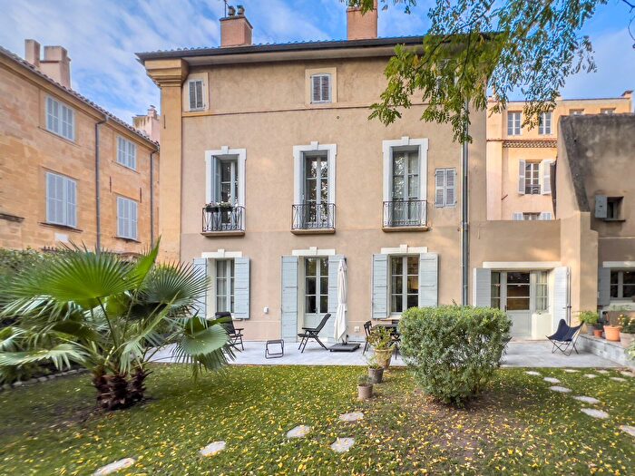 Appartement 10 pièces à vendre - Aix-en-Provence, Centre-ville