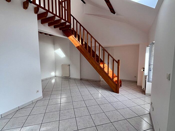 Appartement à louer - Neauphle-le-Château - 2 pièces - 1 chambre