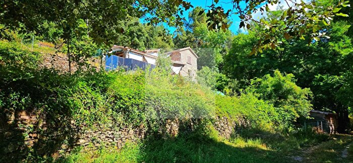 Maison à vendre - Chamborigaud - 7 pièces - 4 chambres