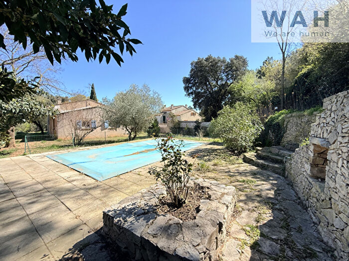 Maison à louer - Nîmes, Terres de Rouvière, LEau Bouillie - 5 pièces - 4 chambres