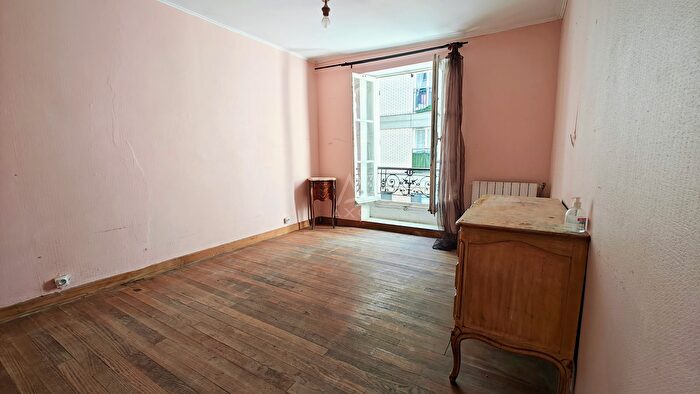 Appartement à vendre - Paris e , Barbès, Château Rouge - 4 pièces - 3 chambres