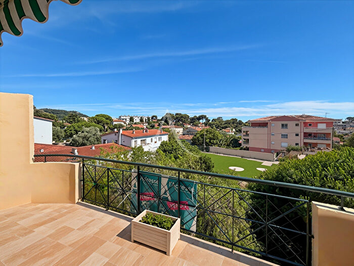 Le Cannet, Rocheville, Colombier, Campelières : Appartement 3 pièces à vendre