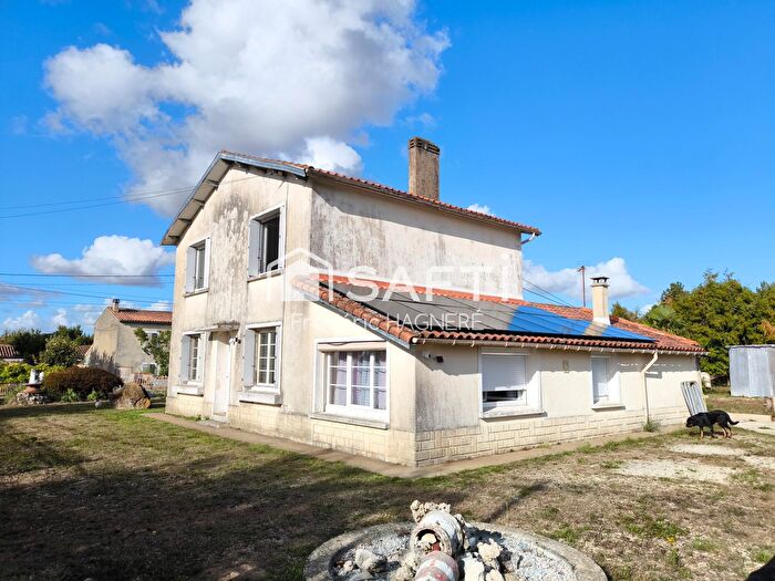 Vinax : Maison 6 pièces à vendre