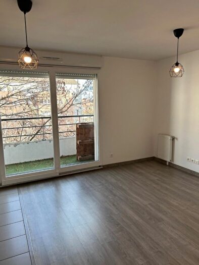 Appartement à louer - Vitry-sur-Seine, Paul Forment, La Ferme - 2 pièces - 1 chambre