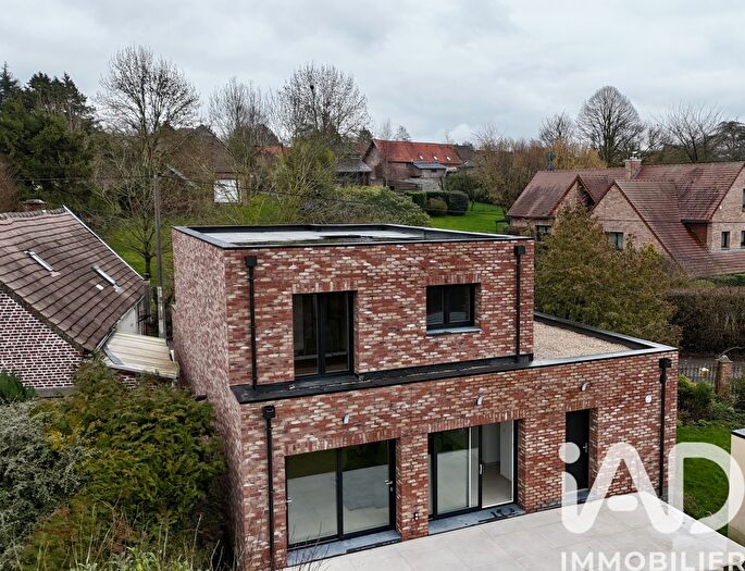 Maison à vendre - Sebourg - 4 pièces - 3 chambres