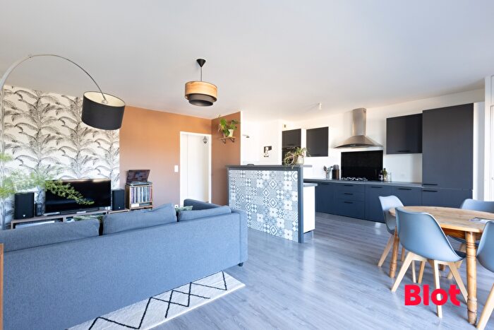 Appartement à vendre - Betton - 4 pièces - 3 chambres