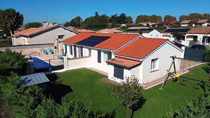 Maison à vendre - Saint-Sylvestre-sur-Lot - 4 pièces - 3 chambres