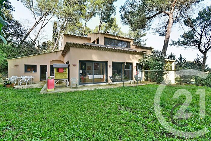 Maison à vendre - Villeneuve-lès-Avignon, Le Grès, Perrières - 8 pièces - 6 chambres