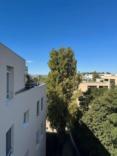 Appartement 6 pièces à Vieille Chapelle, Marseille 8ème arrondissement, à louer