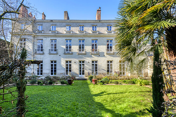 Appartement à vendre - Nantes, Centre-ville - 6 pièces - 4 chambres