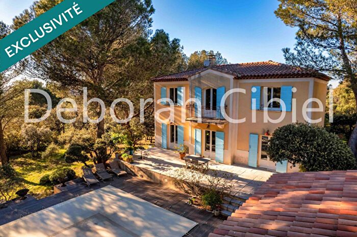 Lançon-Provence - Maison 8 pièces à vendre