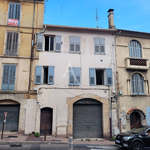 Appartement à vendre - Grasse, Centre-ville Sud - 2 pièces - 1 chambre