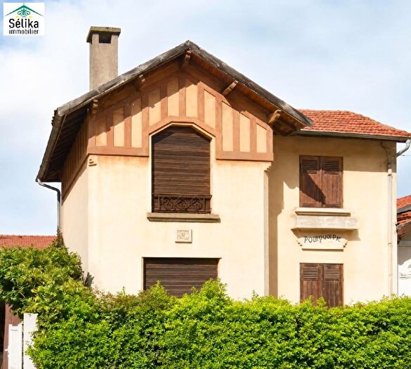 Arcachon, Centre-ville, La Chapelle, Gare : Maison 5 pièces à vendre
