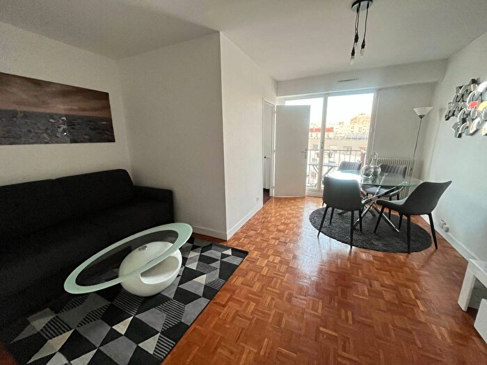 Appartement à louer - Télégraphe-Pelleport Saint Fargeau, Paris ème arrondissement - 1 pièce