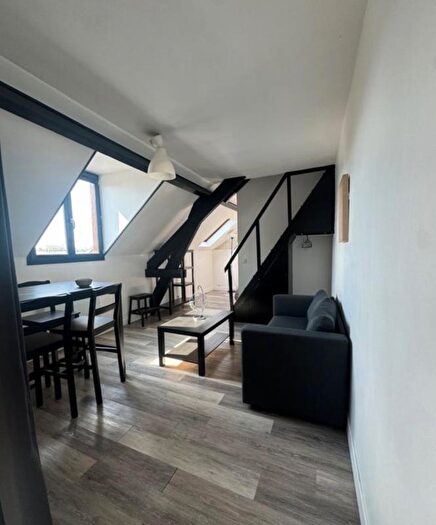 Corbeil-Essonnes, Nacelle, Papeterie : Appartement 2 pièces à louer