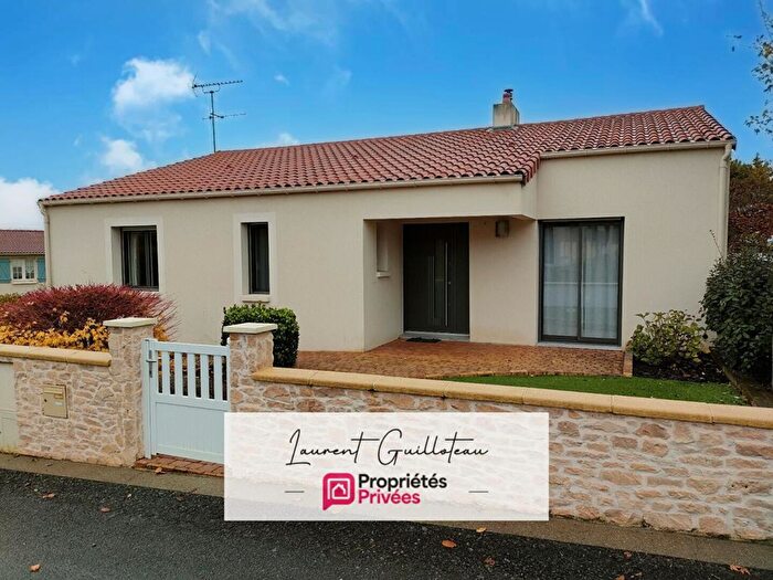 Mortagne-sur-Sèvre - Maison 6 pièces à vendre
