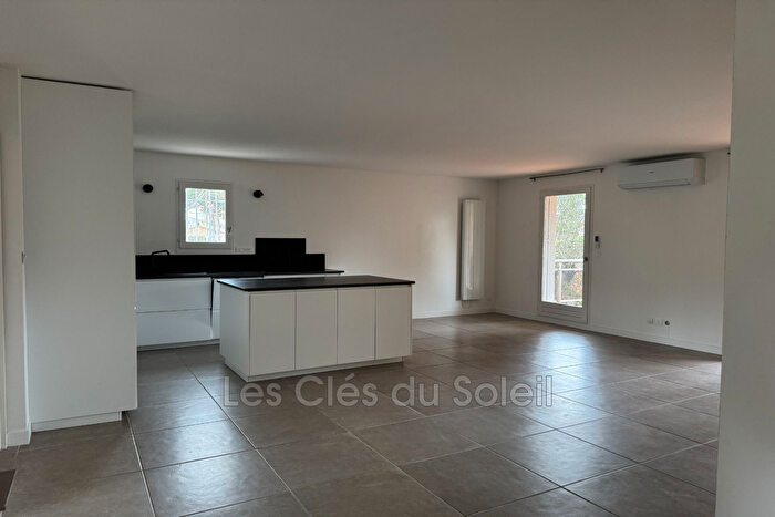 Appartement à louer - Toulon, La Serinette, La Barre - 5 pièces - 4 chambres
