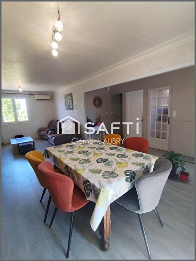 Maison 5 pièces à Saint-Ouën-des-Toits, à vendre
