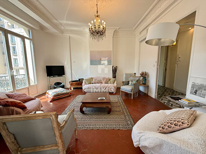 Appartement 5 pièces à vendre à Toulon, Place dArmes