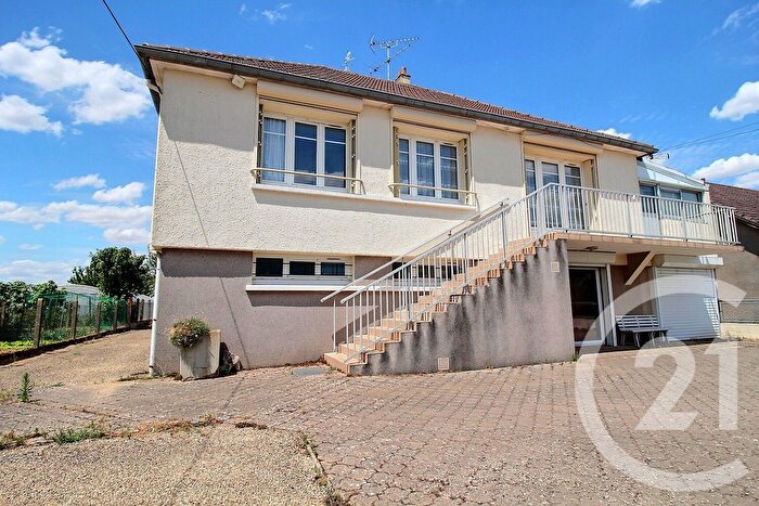 Maison 4 pièces à Ouzouer-le-Marché, à vendre