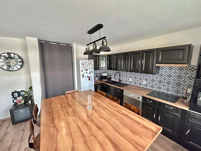 Appartement à vendre - Saint-Étienne, La Terrasse, Bel Air, Bergson, Carnot - 4 pièces - 3 chambres