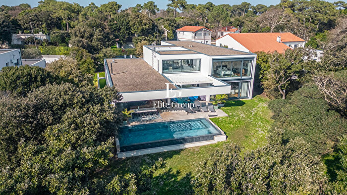 Maison 15 pièces à vendre - Vaux-sur-Mer