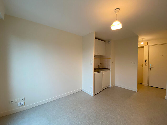 Appartement à louer - Brest, Kerichen - 1 pièce