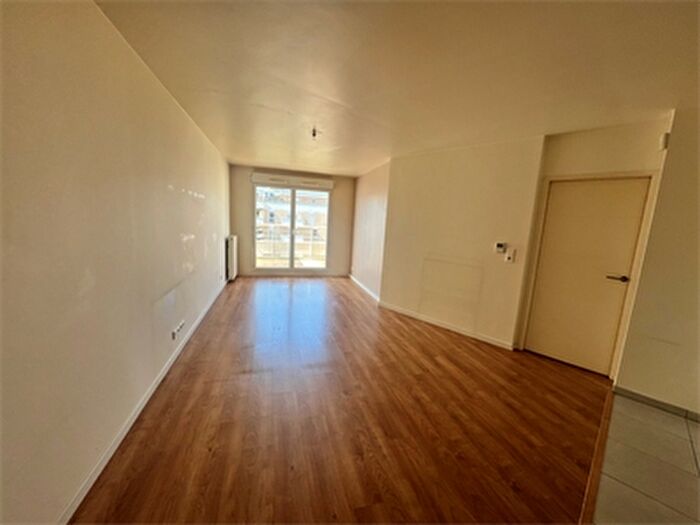 Appartement à vendre - Chelles, Centre-ville, Gare, Abbesses - 3 pièces - 2 chambres