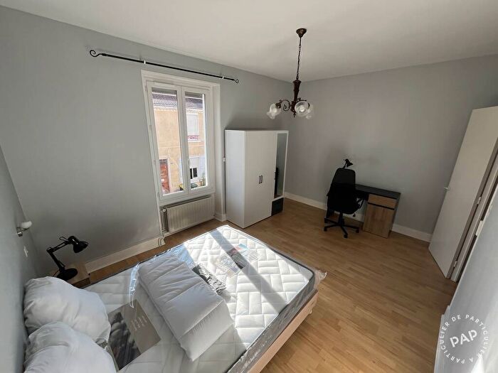 Appartement à louer - Le Grand Trou, Lyon ème arrondissement - 4 pièces - 3 chambres