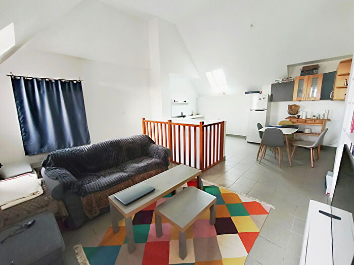 Bornel : Appartement 2 pièces à vendre