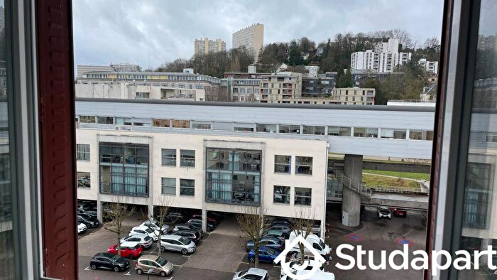 Appartement à louer - Bondonville-Scarpone-Libération, Nancy - 1 pièce