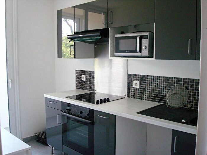 Appartement à louer - Draguignan, Maljournal, Le Fournas, Les Incapis, Saint-Hermentaire - 2 pièces - 1 chambre