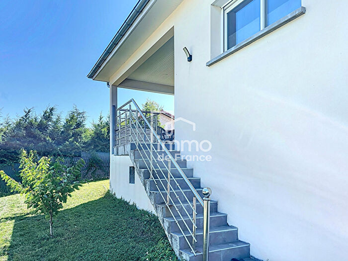 Maison 5 pièces à vendre à Jayat