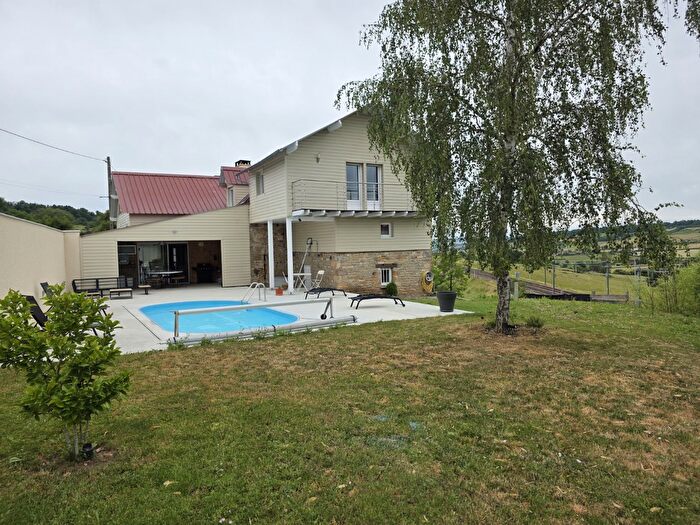 Saint-Gengoux-le-National - Maison 10 pièces à vendre