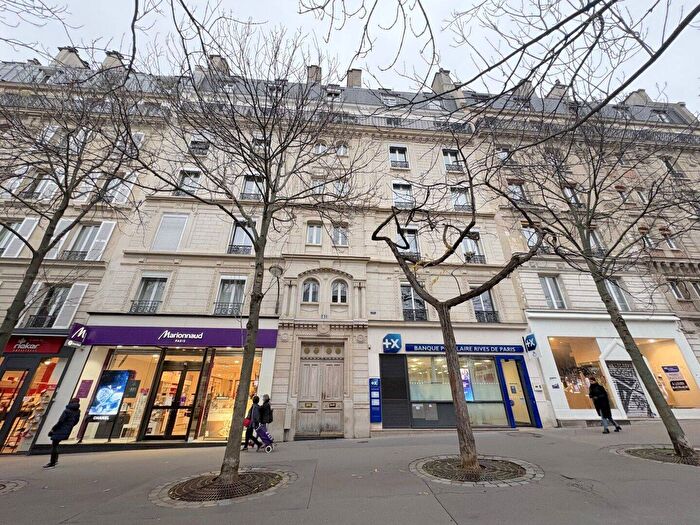 Appartement à louer - Salpêtrière-Austerlitz, Paris ème arrondissement - 5 pièces - 3 chambres