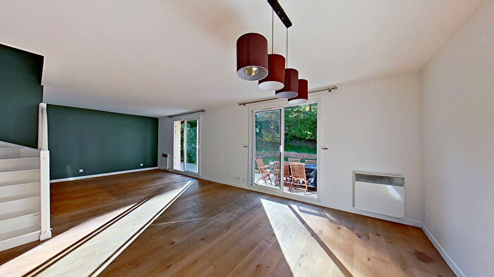 Maison à louer - Fourqueux - 7 pièces - 4 chambres