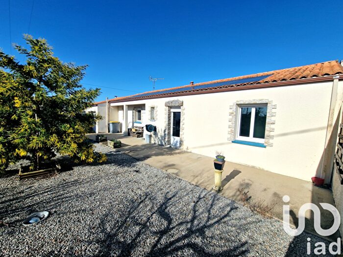 Maison à vendre - Forges - 6 pièces - 3 chambres