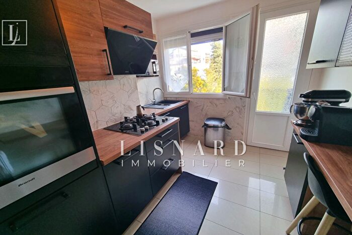 Appartement à vendre - Cannes, Petit Juas - 3 pièces - 2 chambres