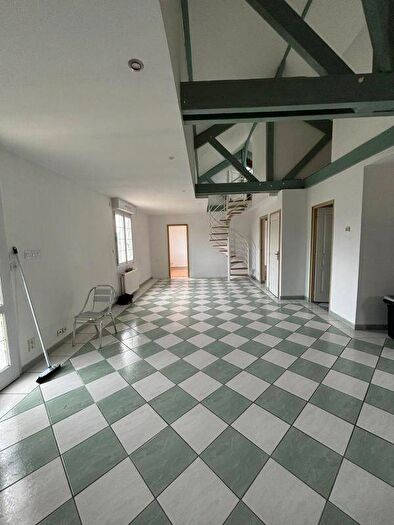 Maison 4 pièces à louer à Guiscard